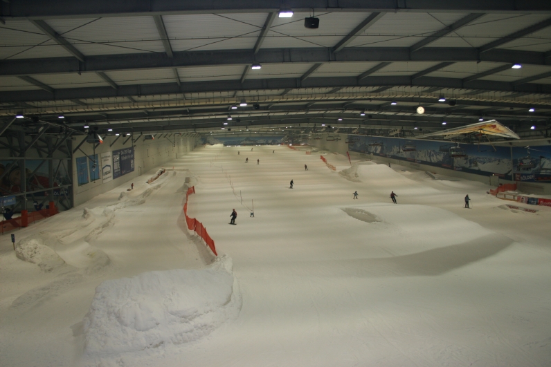 På ski i weekenden - træning på sne i skihal
